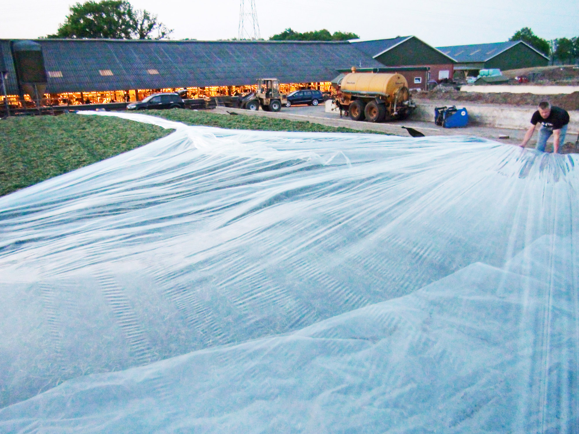 Vacuum effect with high-quality underlay film | Rani Plast