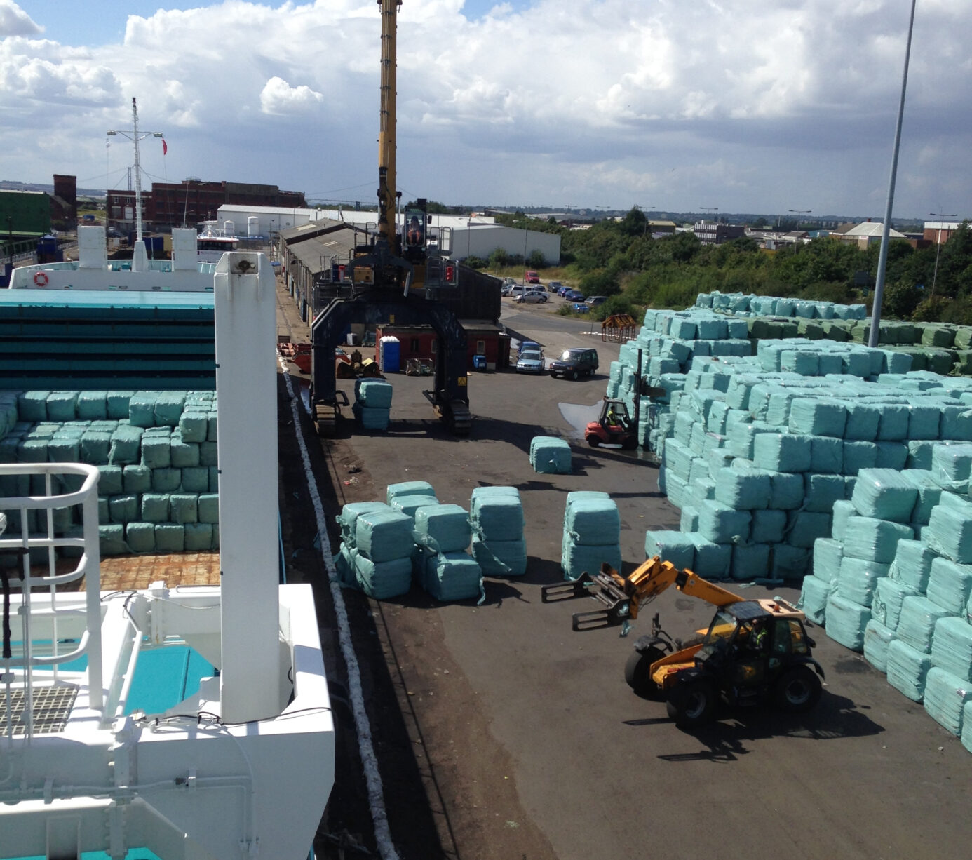 Durable bale stretch film for efficient waste wrapping | Rani Plast